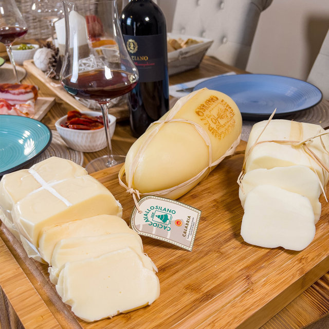 Provola con Latte di Calabria - 650g - Sud Italy